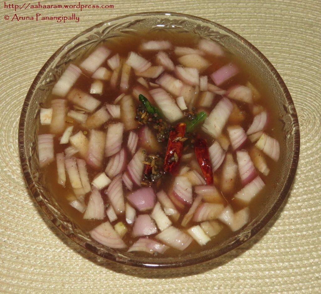 Pachi Pulusu or Raw Onion Stew - ãhãram