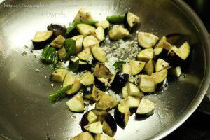 Vangi Pohe | Brinjal Poha from Maharashtra - ãhãram