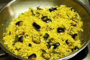 Vangi Pohe | Brinjal Poha from Maharashtra - ãhãram