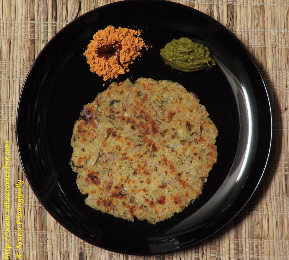 Rava Rotti | Savoury Semolina Pancake from Karnataka - ãhãram