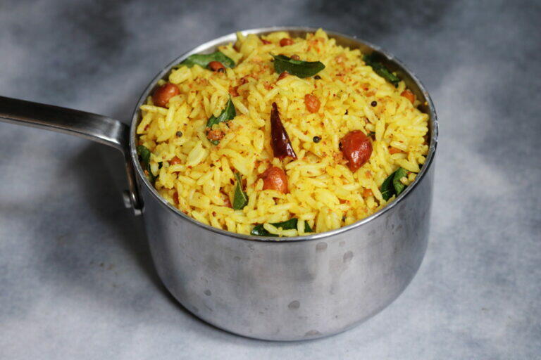 Nuvvula Nimmakaya Pulihora | Lemon Rice with Sesame Powder