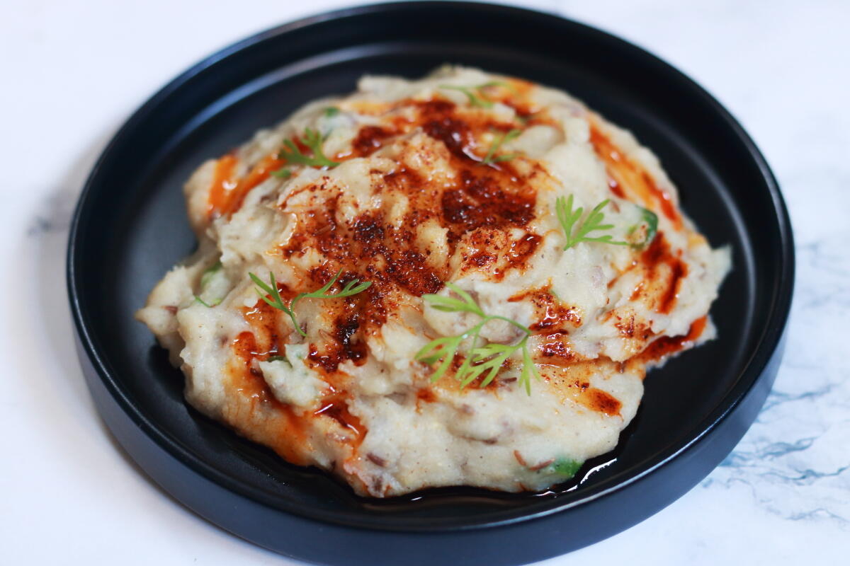 Jowar Khichu | Gujarati Jowar no Khato Lot